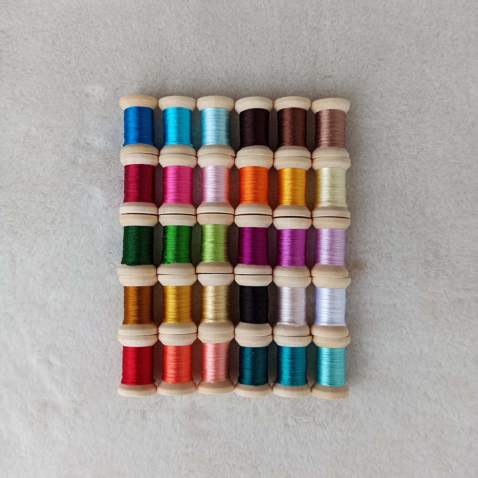Embroidery Silk Spools Pack of 30 Spools Hand-dyed 100% - Etsy