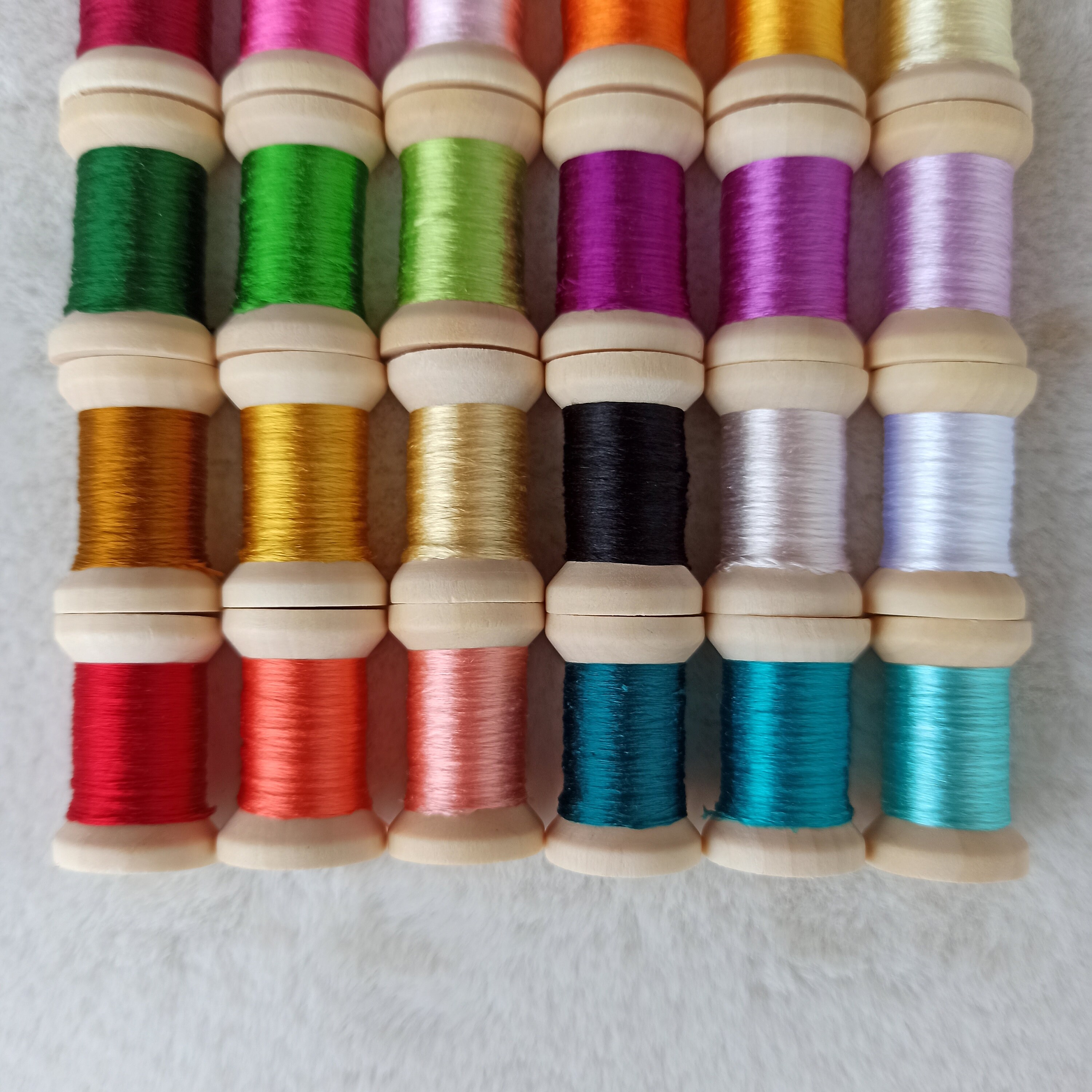 Embroidery Silk Spools Pack of 30 Spools Hand-dyed 100% - Etsy