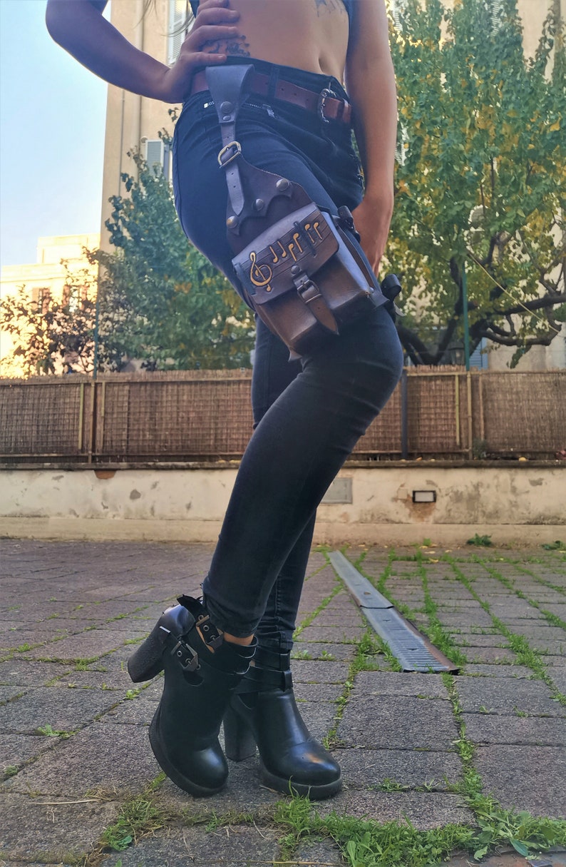 CUSTOM Leather LEG BAG Pocket Purse Accessory Gift for Her - Etsy