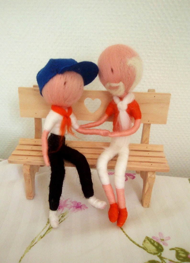 Lovers on a Bench - Etsy