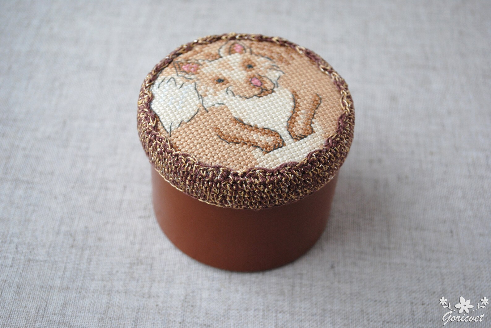 Fox Embroidered Jewelry Box Round Wooden Box Animal Keepsake - Etsy