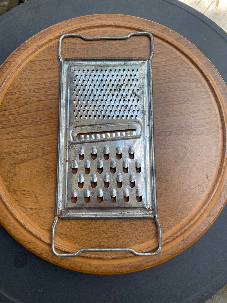 Vintage Grater With Patina Vintage Kitchen Decor Rustic Kitchen Decor ...