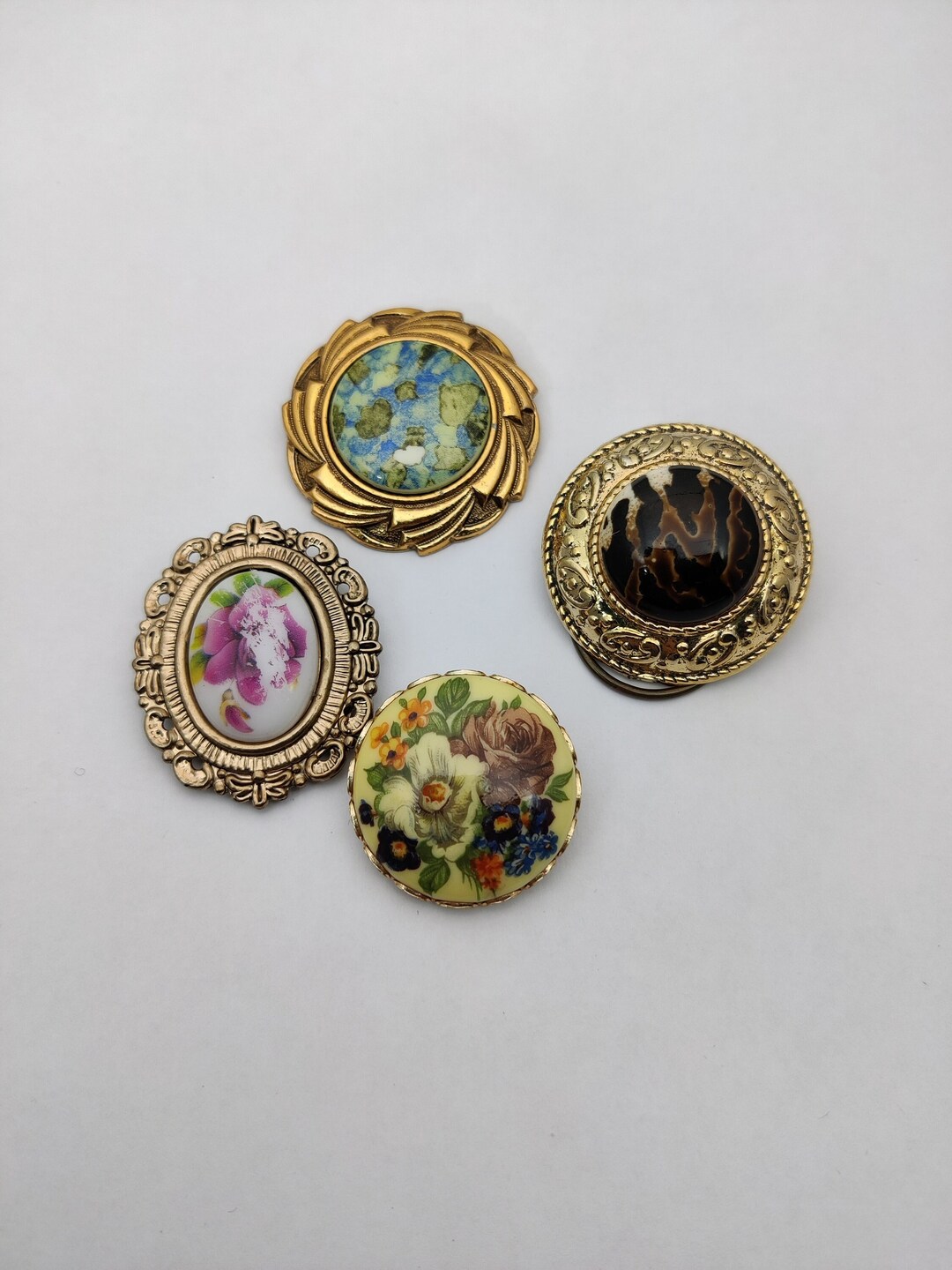 Vintage Gold Metal Scarf Clips or Scarf Clips With Decorative Cabochon ...