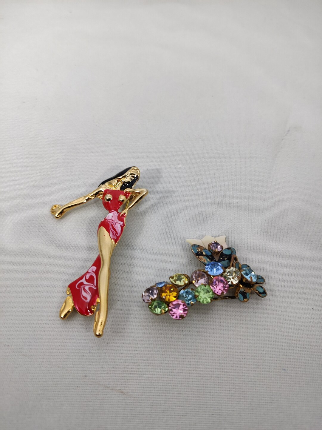 Fancy Vintage Brooches - Etsy