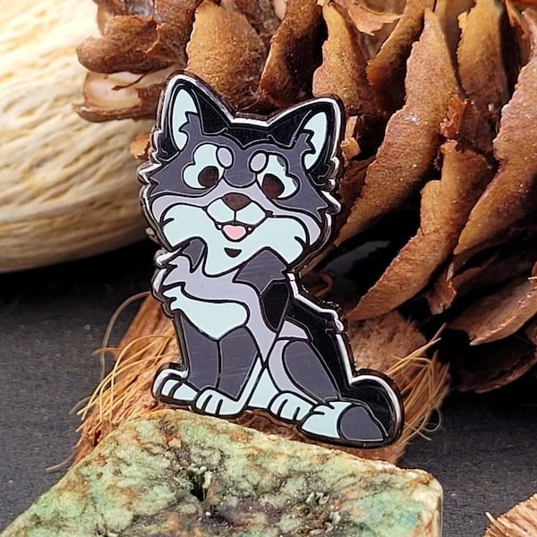 Wolf Pin - Etsy