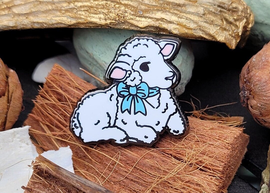Lamb Pin - Hard Enamel Pin - 1 Inch - Etsy
