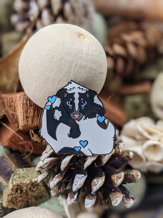Skunk Enamel Pin 1.75 Inch | Etsy