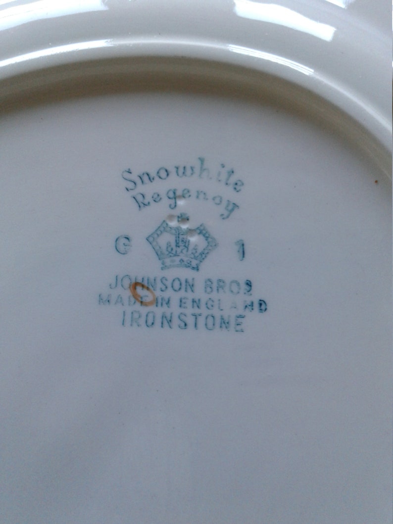 Vintage Johnson Brothers China 'snow White Regency' - Etsy
