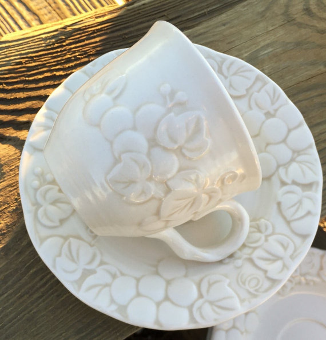 Vintage Metlox Poppy Trails Vernon Ware, Pattern "antique White Grape ...