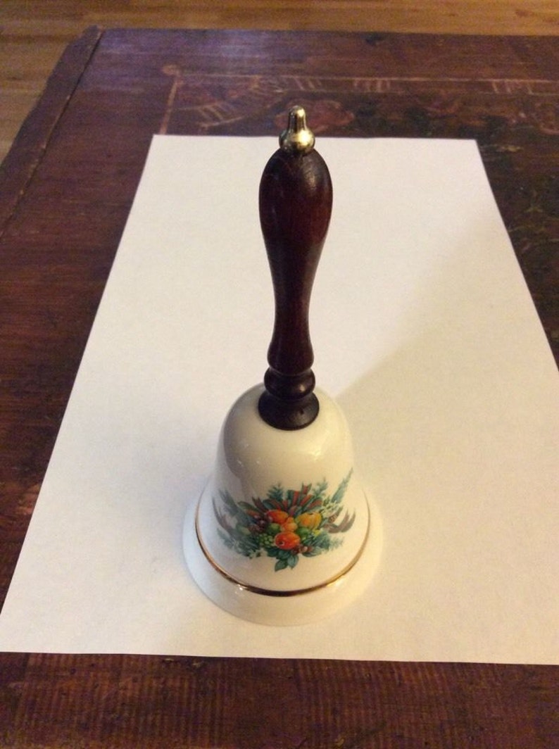 Vintage 1985 Avon Christmas Bell, White Porcelain With Gold Trim ...