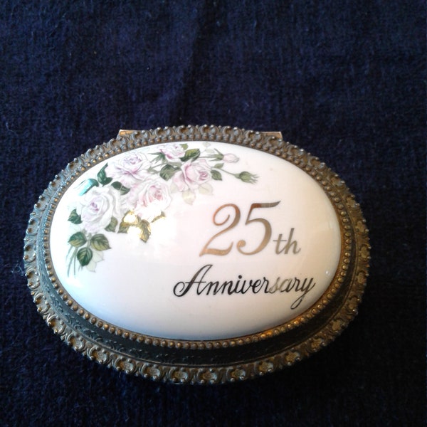 25th Anniversary Music Box - Etsy