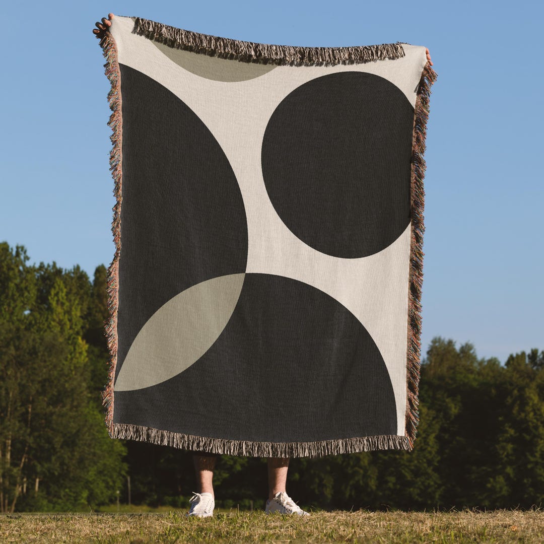 Minimalist Circles Woven Blanket, 100% Cotton Throw, Mid-century Modern ...