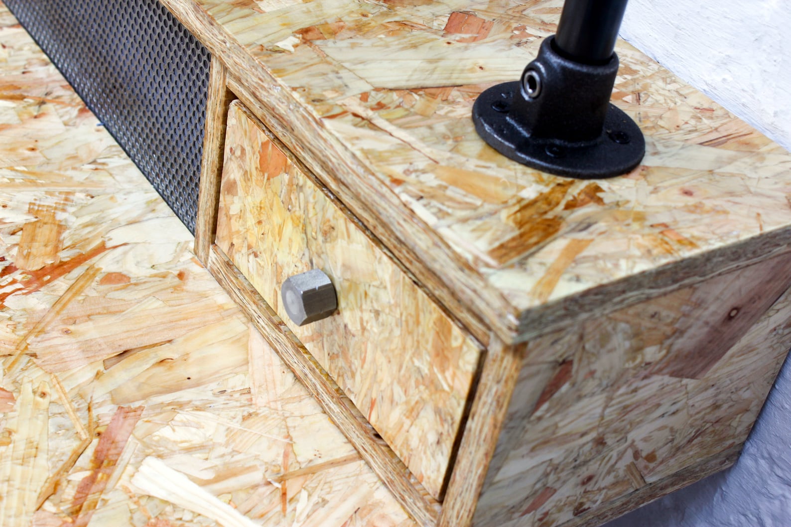 Pinder Highly Gloss Lacquered OSB Industrial Desk With Storage - Etsy