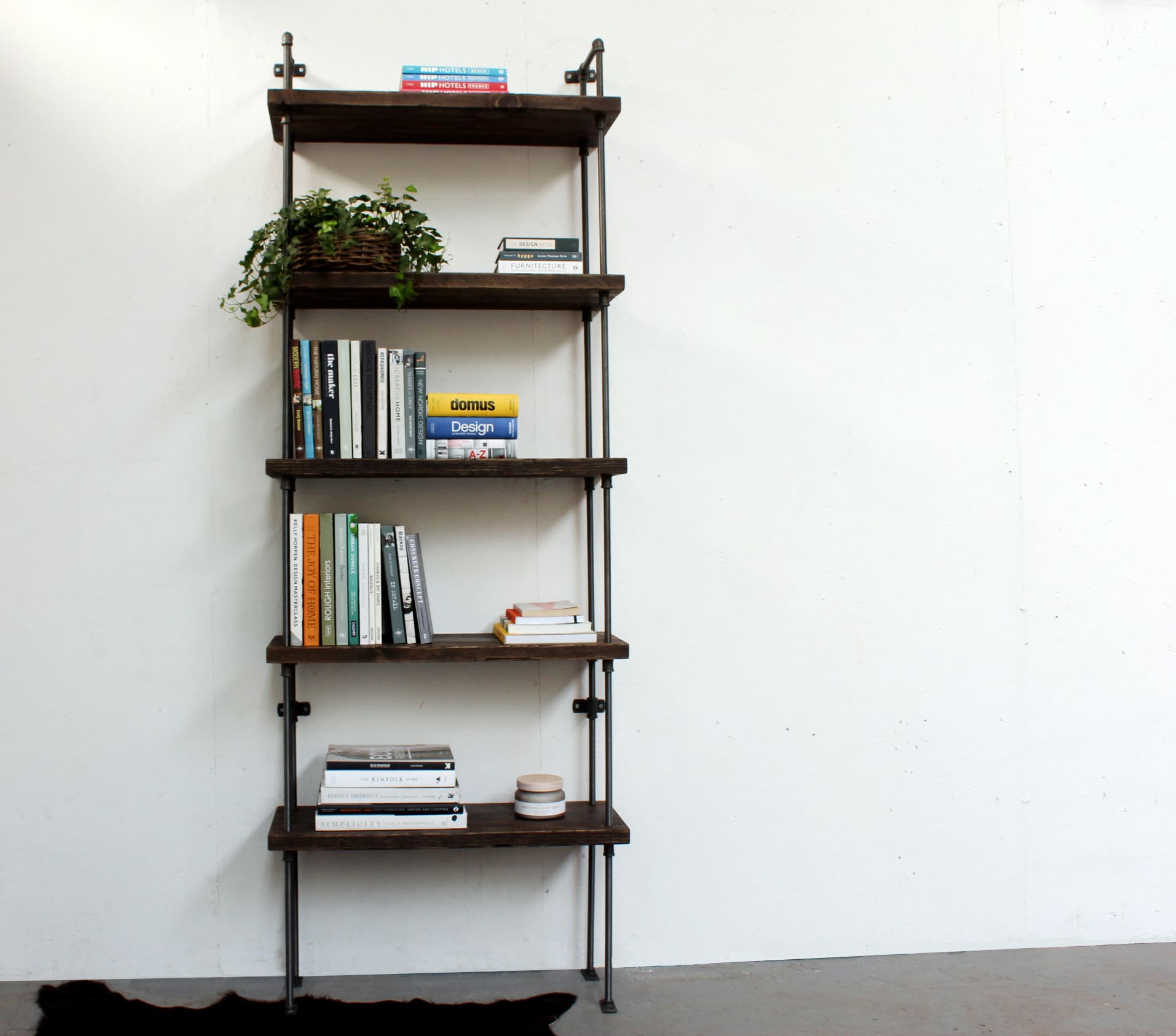 Stroud Bespoke Reclaimed Scaffolding Boards and Steel Shelving/bookcase ...