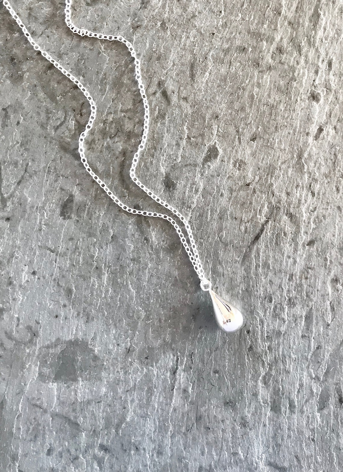 Silver Raindrop Necklace, Sterling Silver Teardrop Pendant, Water Drop ...