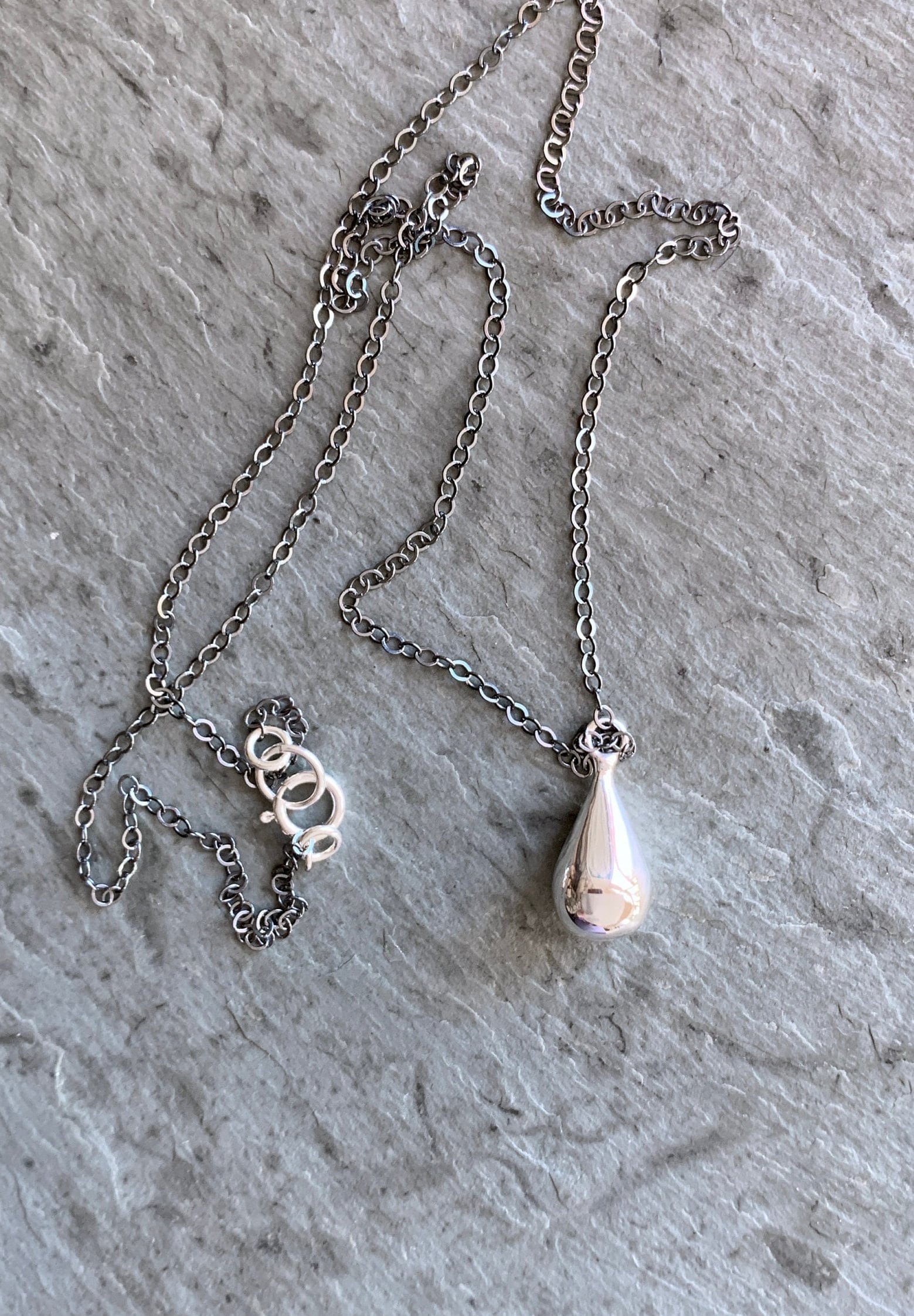 Silver Raindrop Necklace, Silver Teardrop, Simple Sterling Drop Pendant ...