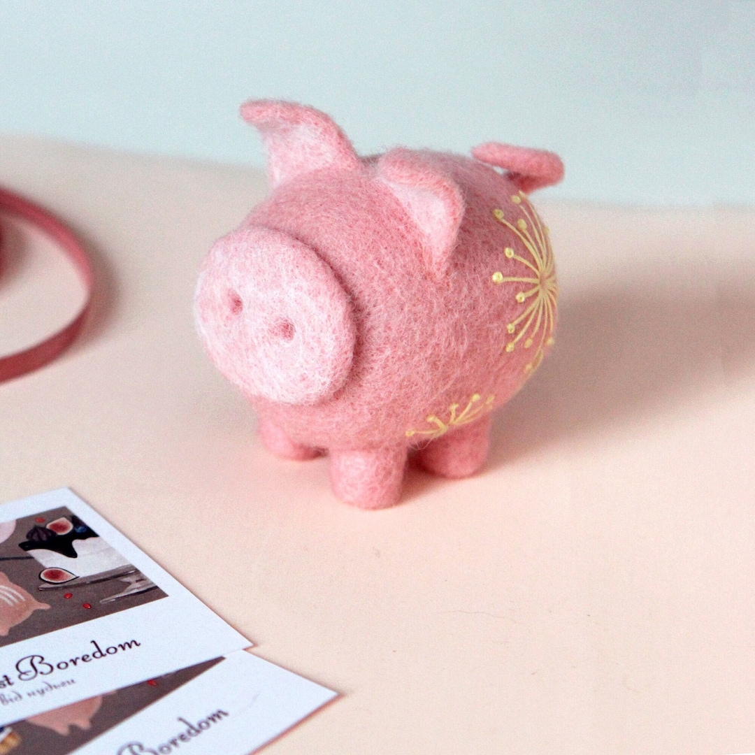 Needle Felted Pig Figurine, Wool Piggy Toy, Nursery Decor - Etsy