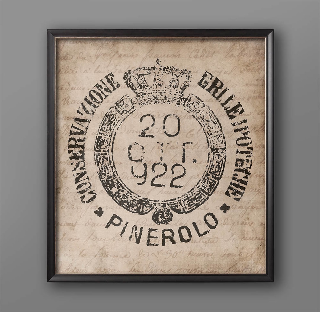 18th Century Heraldic Crest Print: Vintage Coat of Arms Wall Art - Etsy
