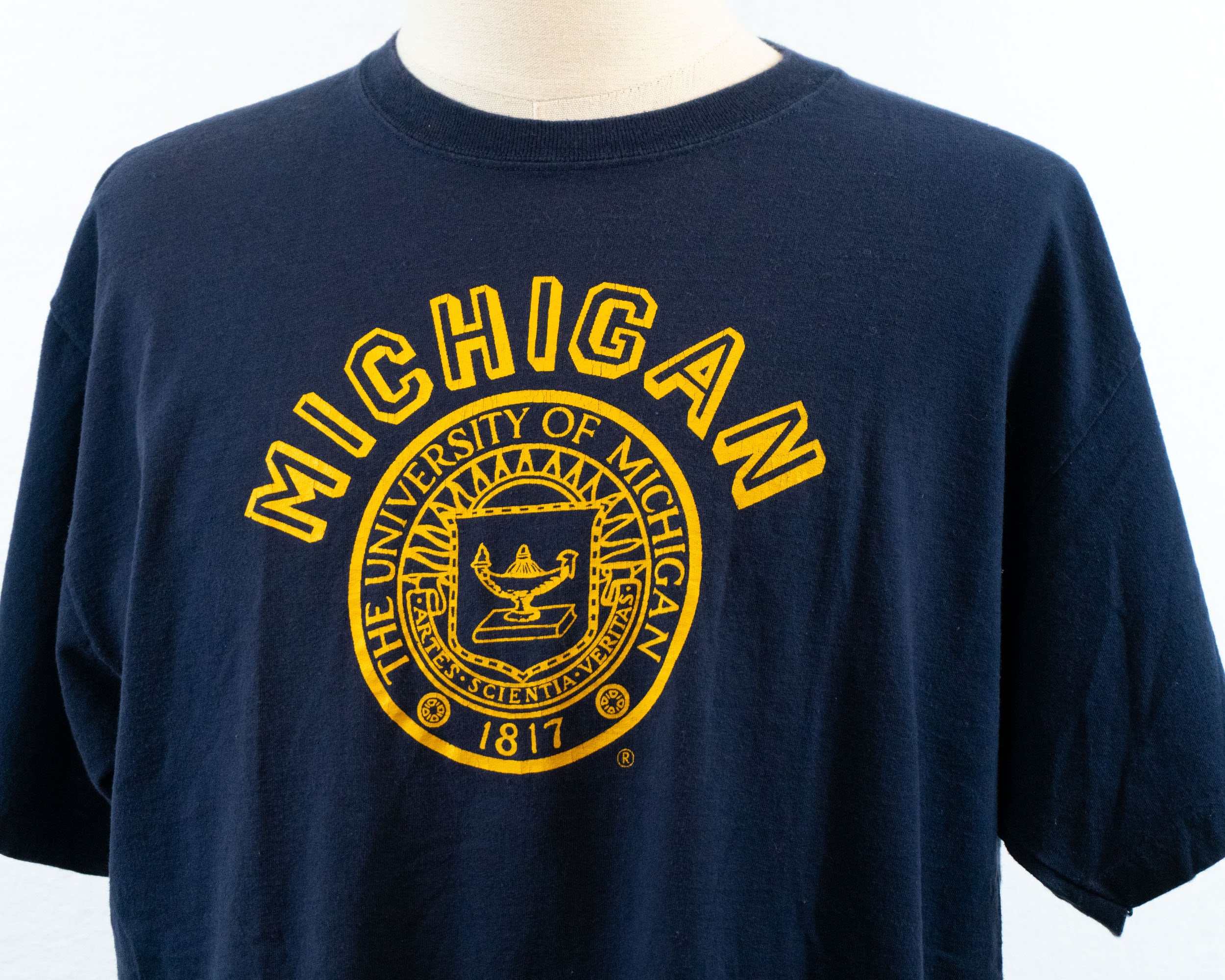 Vintage Michigan the University of Michigan Emblem Seal Navy Blue T ...