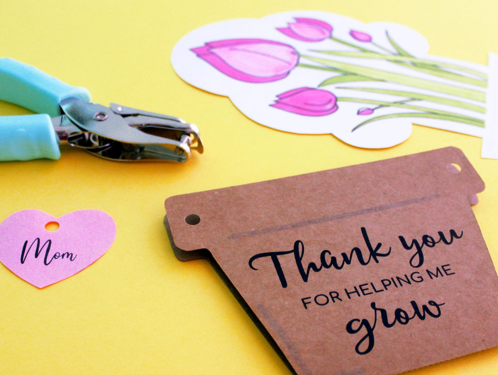 Color in Mother's Day Card Tulip Mothers Day Card Printable Thanks for ...