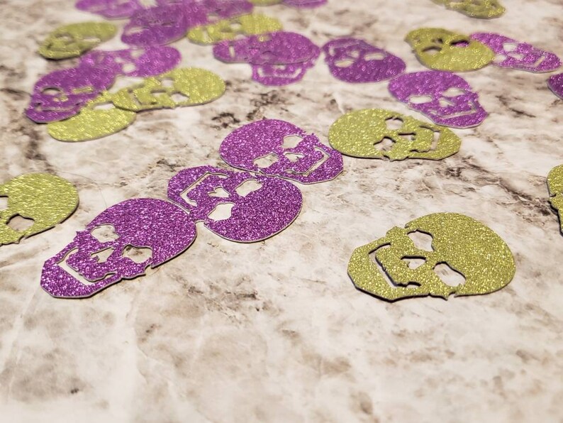 Halloween party decorations Halloween confetti skull - Etsy.de