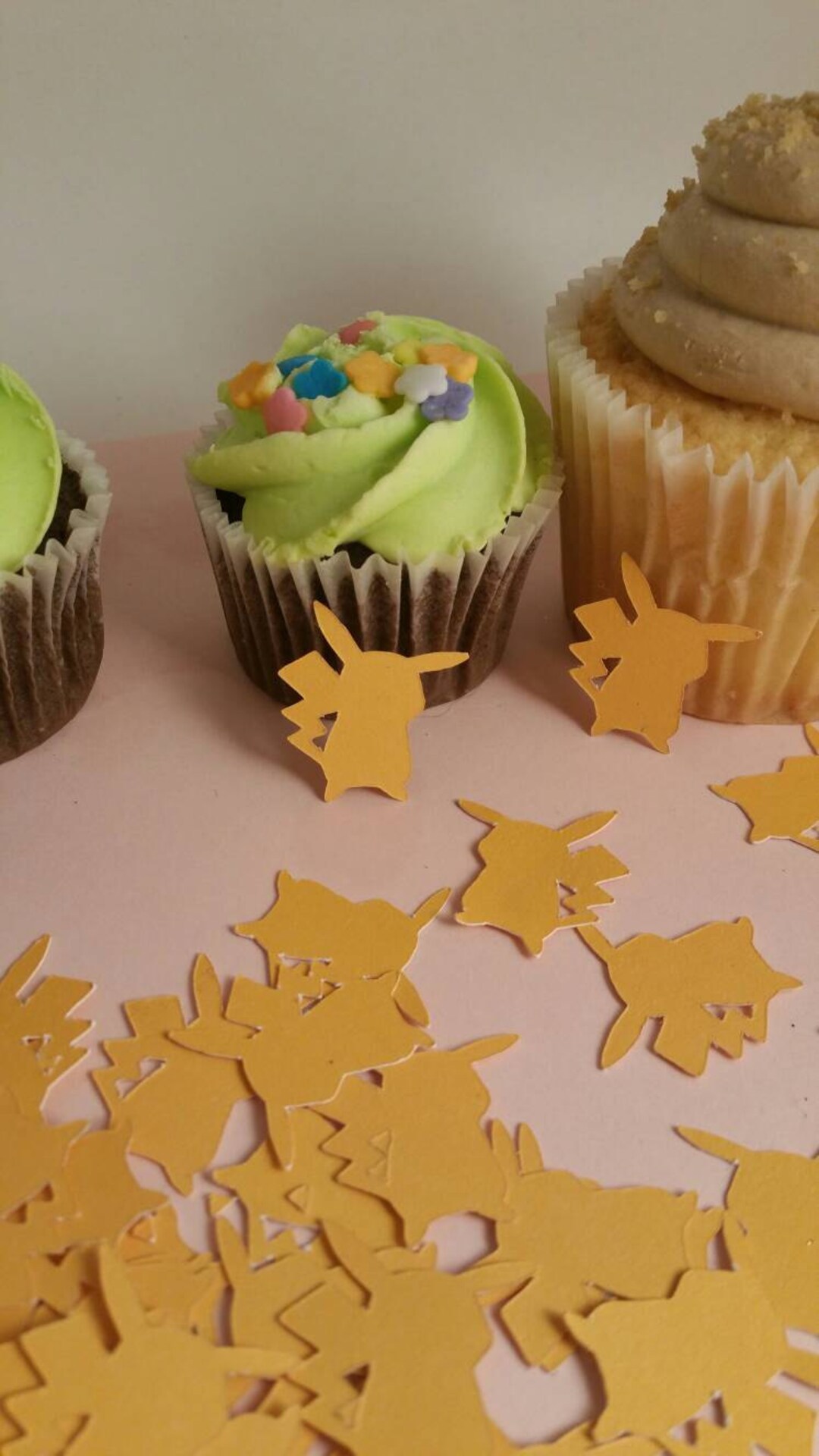 Pikachu Confetti, Pokemon Party Decorations, Video Game Party Decor ...