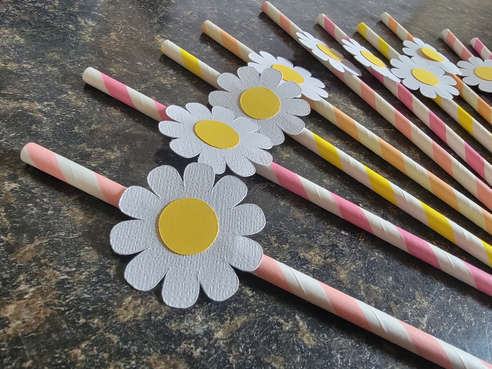 Daisy Paper Straws, Eco-friendly Party Decorations, Groovy One Themed ...
