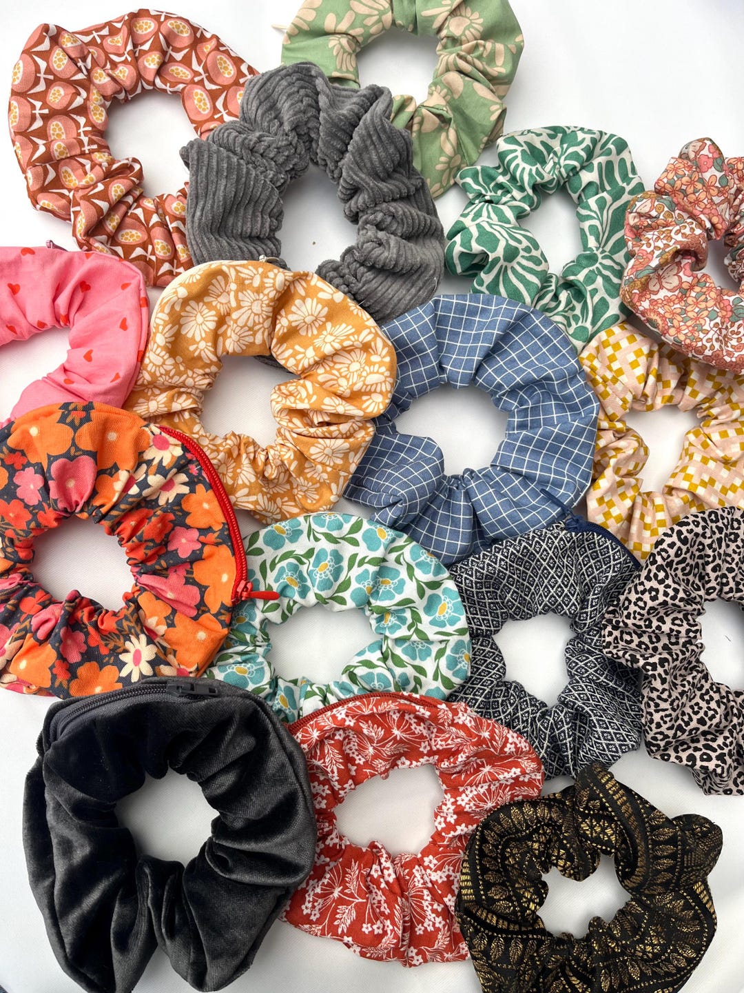 Wrist Scrunchies With Secret Zipper Pocket | Festival Wallet | Wrist ...