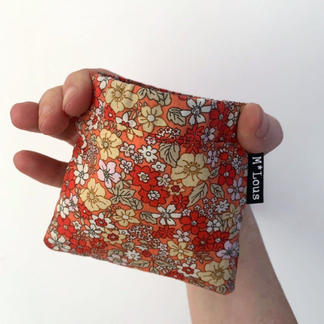 Orange Red Flowered Coin Pinch Purse With a Minimalist Design Small ...