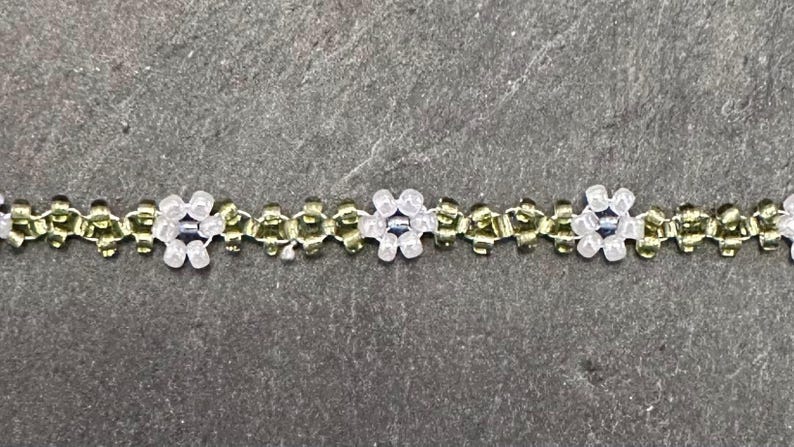 Five Daisy Bands Pattern 67. Beading Instructions PDF. Seed Bead Flower ...