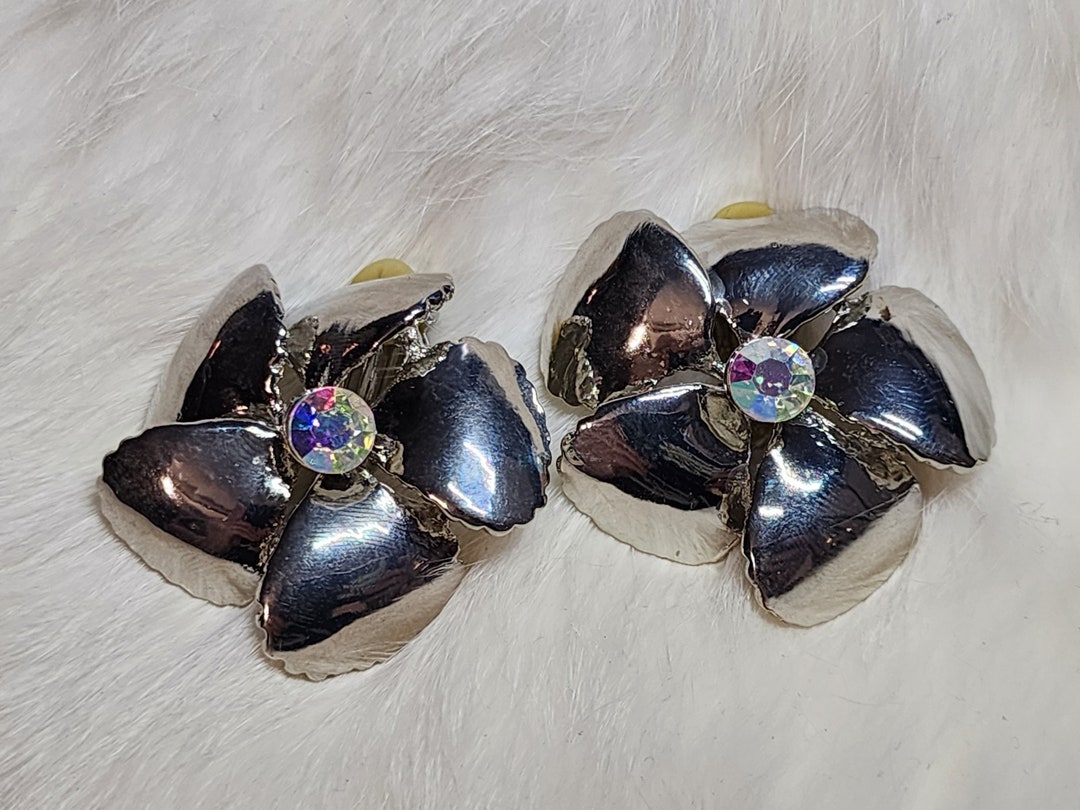 Vintage Large Shiny Silver Tone Flower Earrings With AB Rhinestone ...