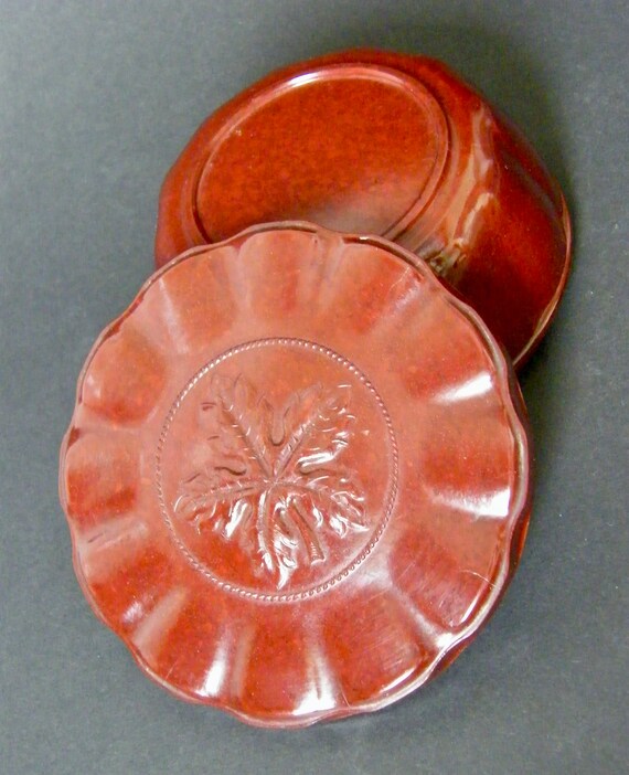 Vintage bakelite container round box decorative trink… - Gem