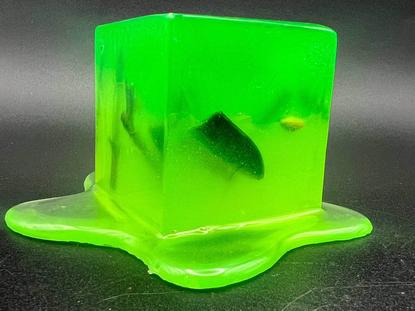 Gelatinous Cube Glow in the Dark Miniature Dungeons and Dragons ...