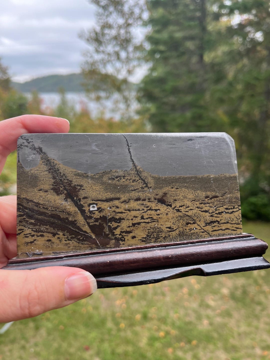 Picture Jasper Crystal Slab With Fixed Wooden Stand Picture Jasper Slab ...