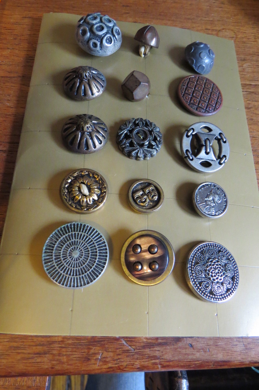 Fascinating Collection/grouping of 15 Interesting Vintage Buttons - Etsy