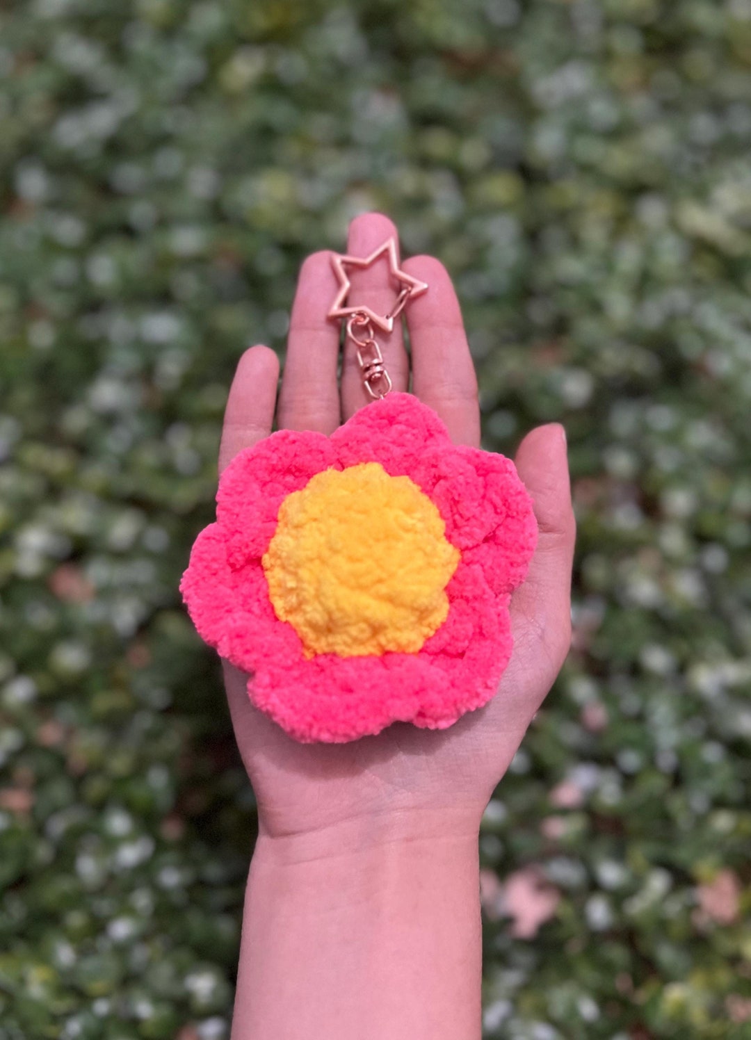 Pink Daisy Flower Crochet Keychain - Etsy