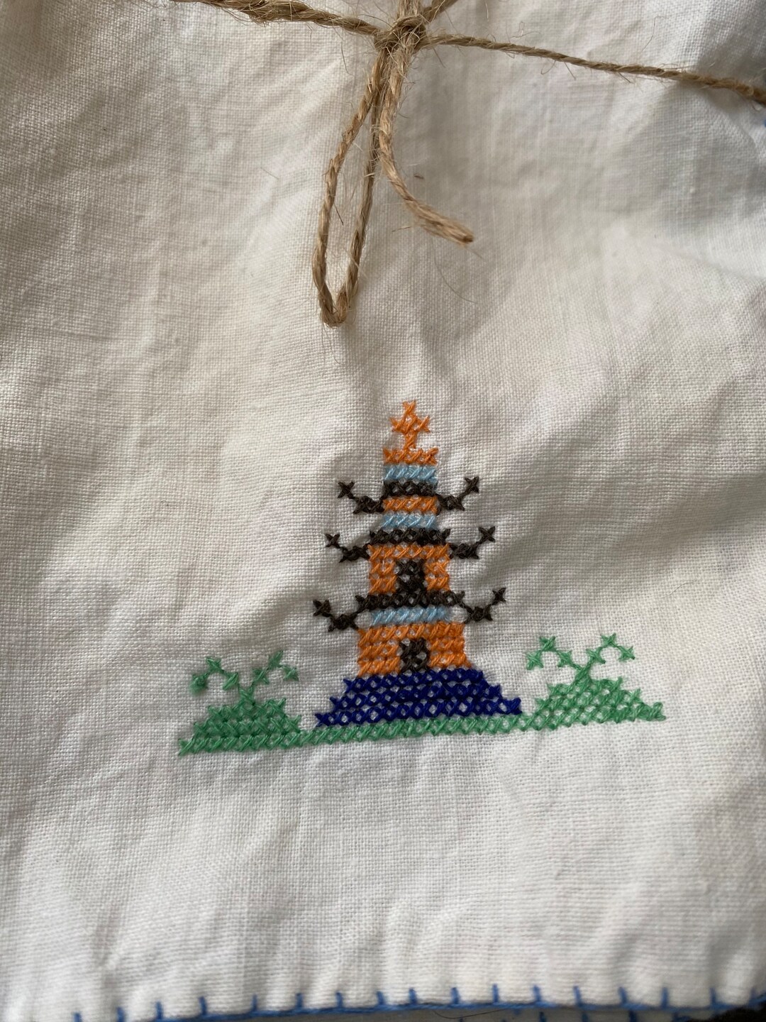 Mid-century Chinese Card Table Set | Embroidered Linens | Tablecloth ...