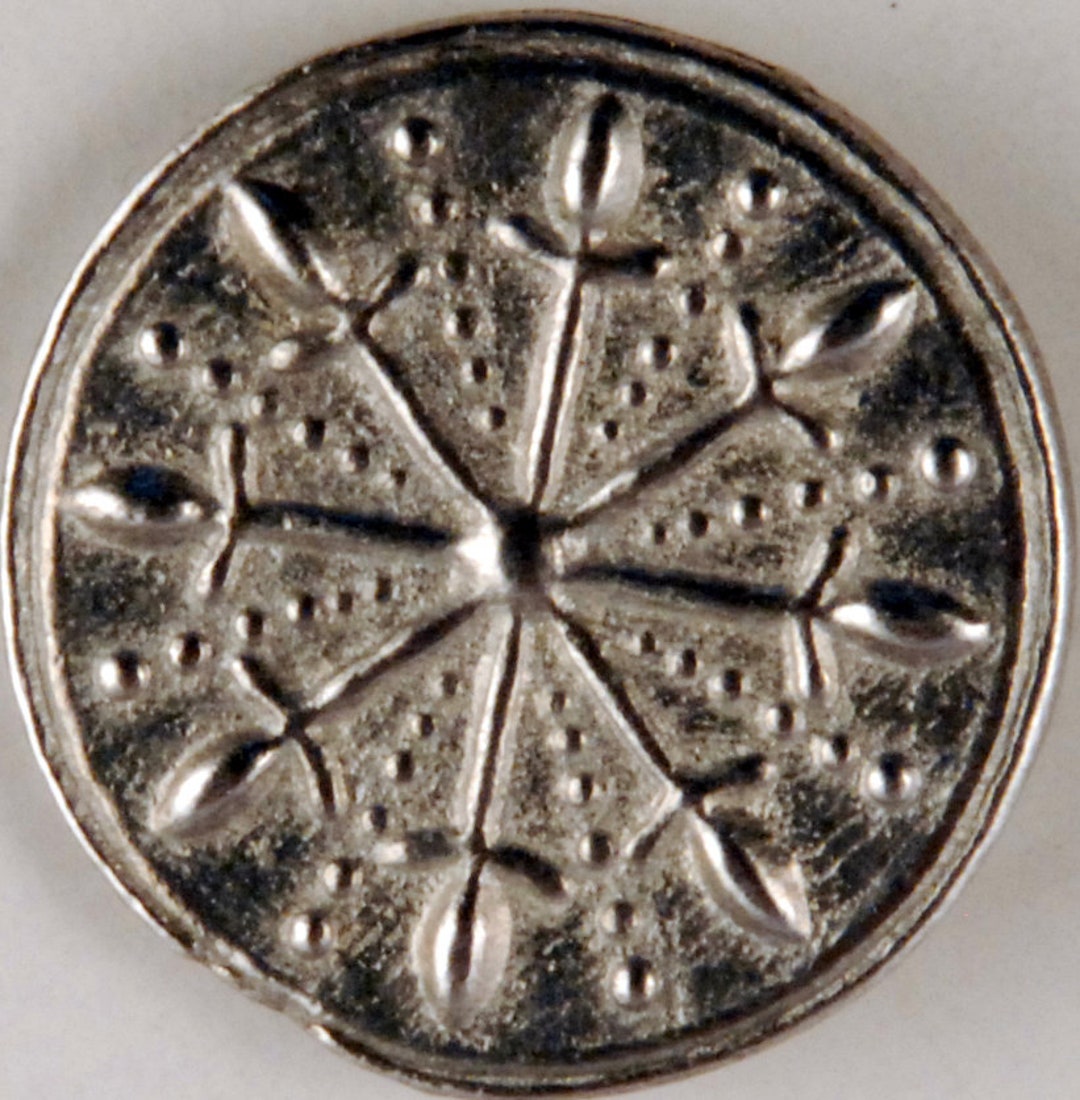 Shields W/dirks Button 3/4 Inch/ 19mm- #121 Hand Made in USA. - Etsy