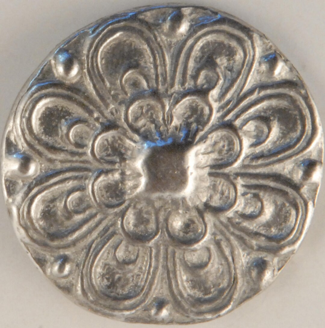 1 1/8" Pewter Petal Button Copy of a Circa 1835 Button. #148 - Etsy