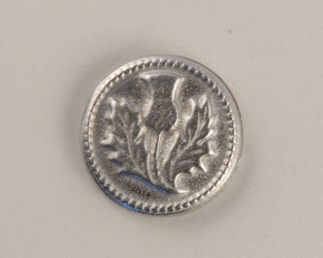 Thistle Button 5/8th #176 the Smallest Button in 3 Button Series, #123 ...