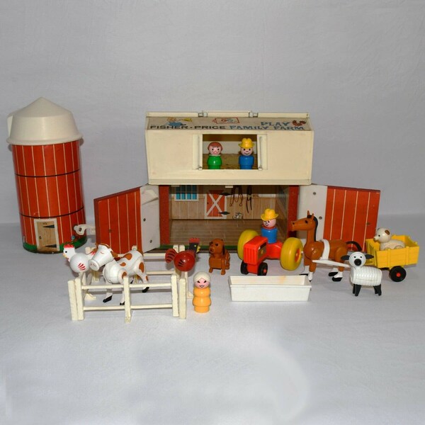 Little People Barn - Etsy