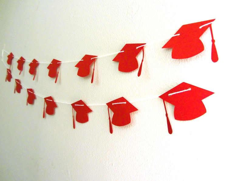 Cardstock Graduation Hat Garland: Red Cap Garland, Class of 2026 ...