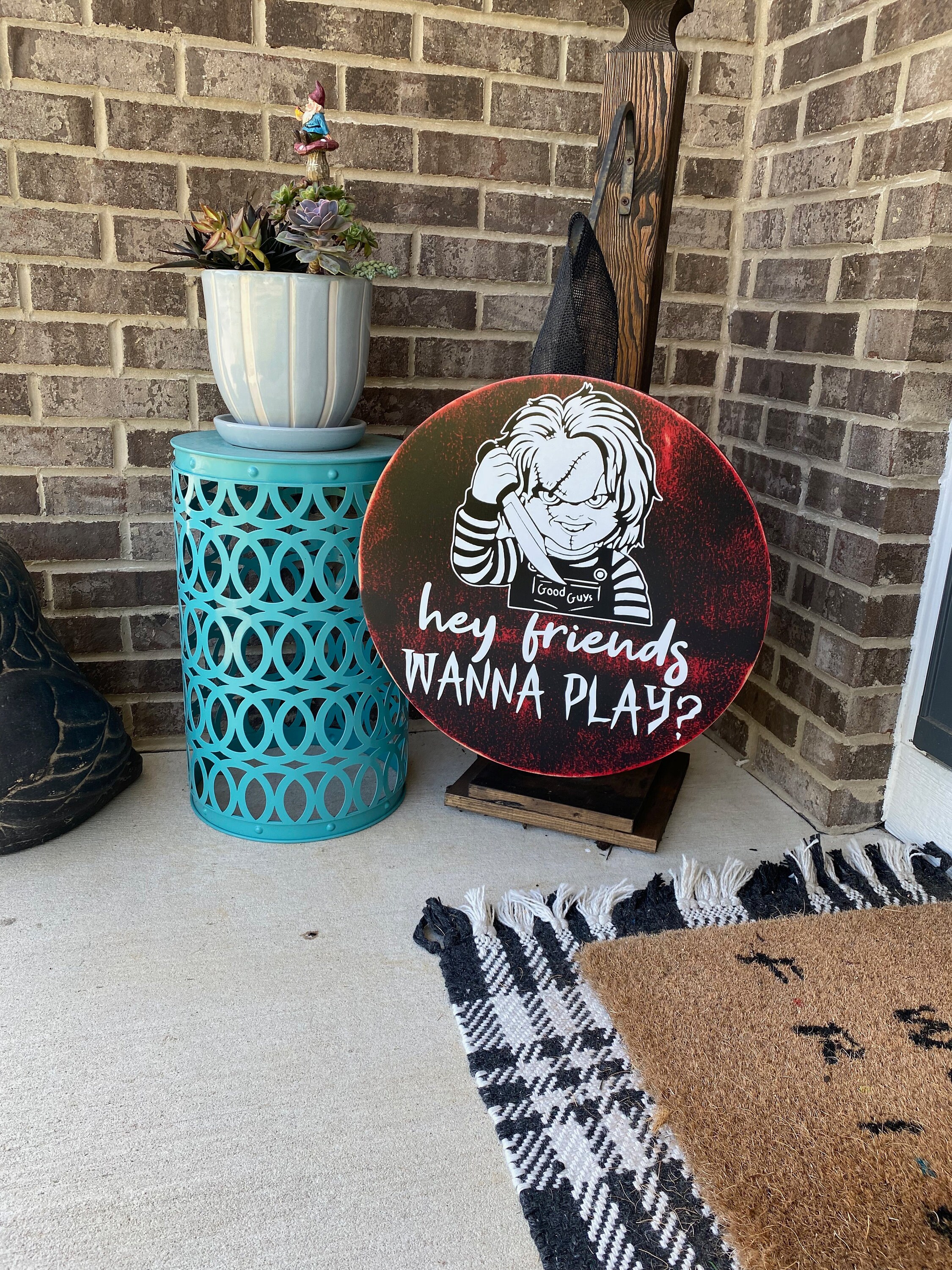 Chucky Door Hanger: Halloween Welcome Sign, Horror Movie Decor - Etsy