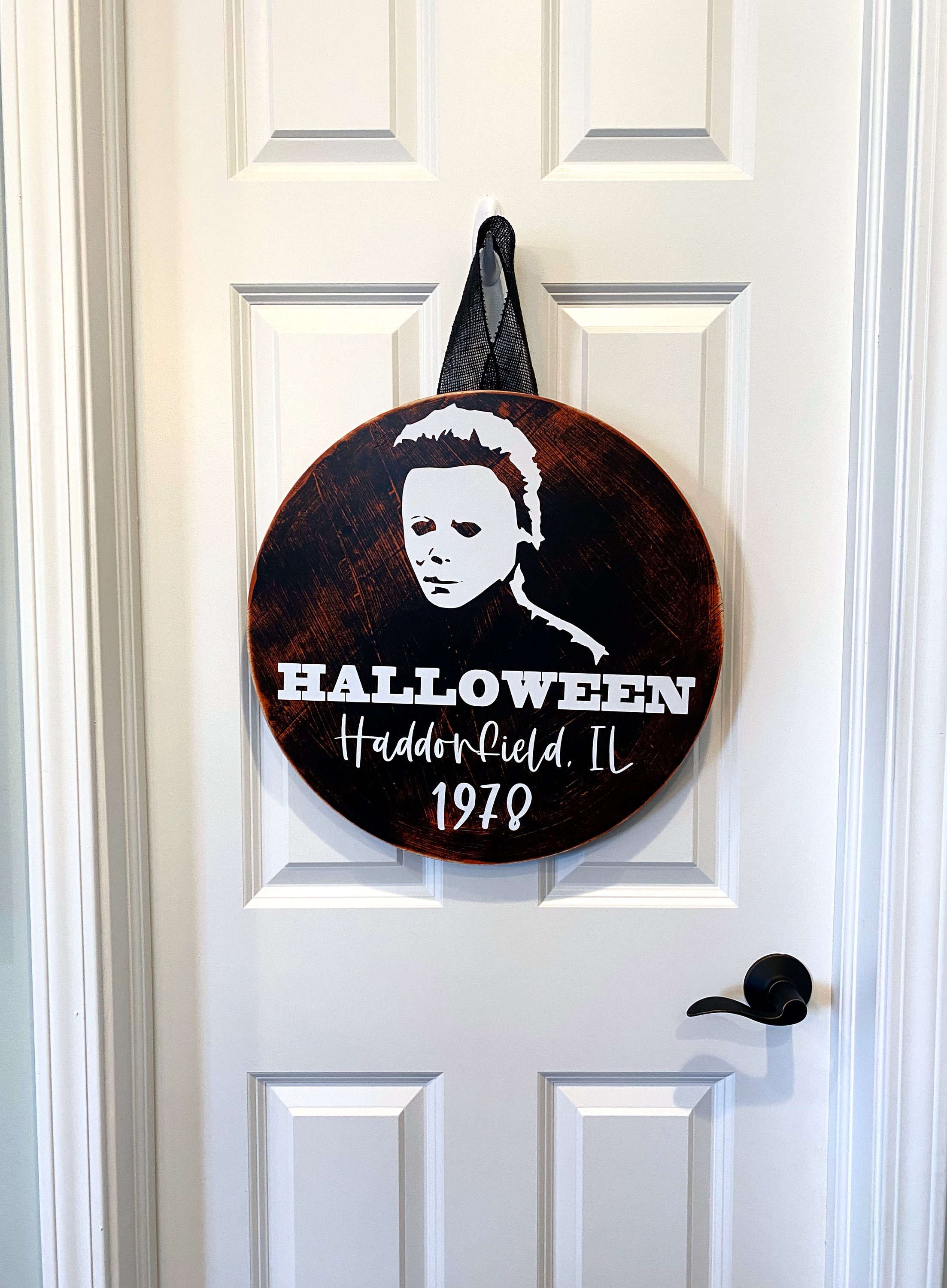 Michael Myers Halloween Door Hanger: the Boogeyman Welcome Sign - Etsy
