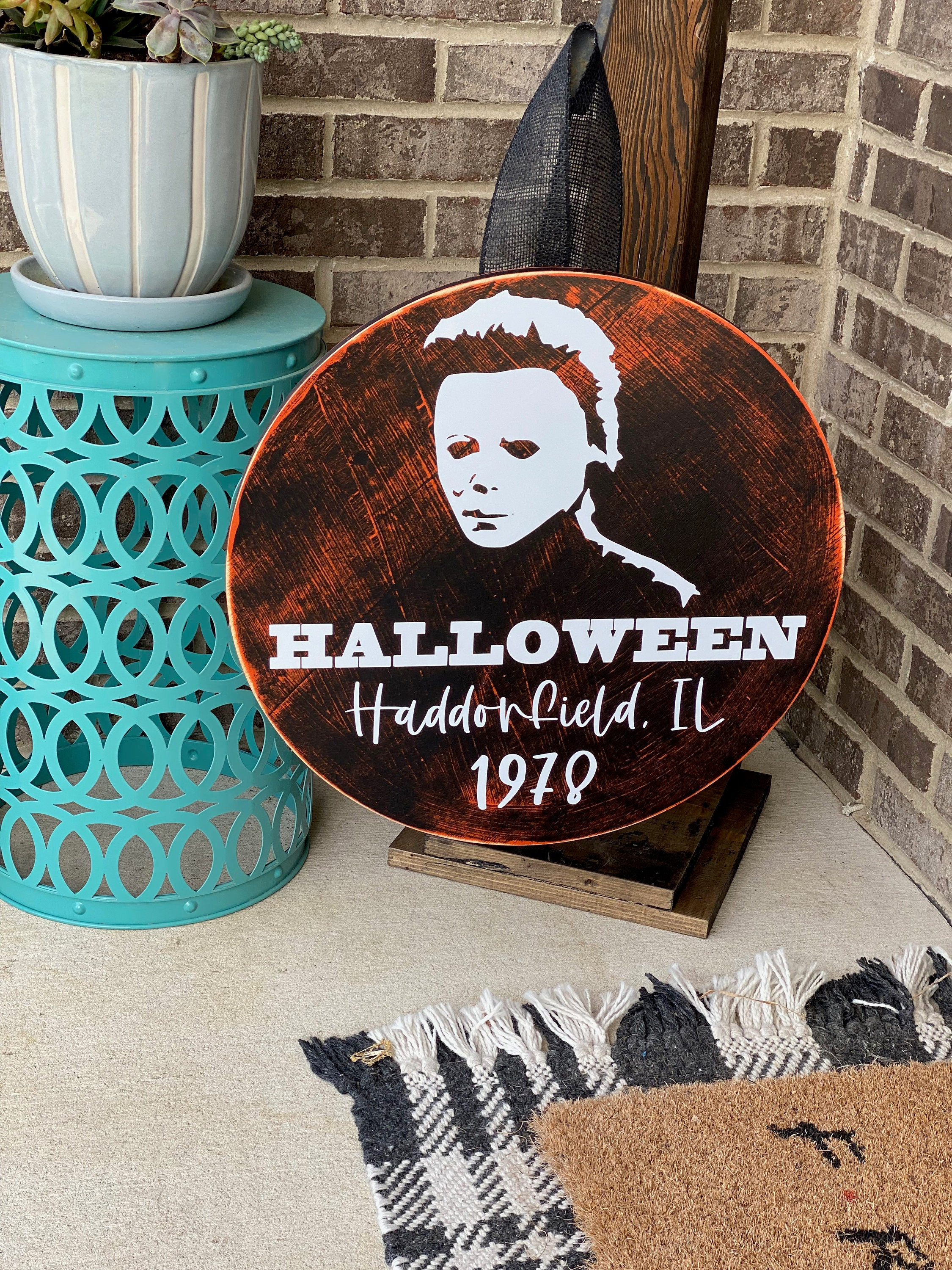 Michael Myers Halloween Door Hanger: the Boogeyman Welcome Sign - Etsy