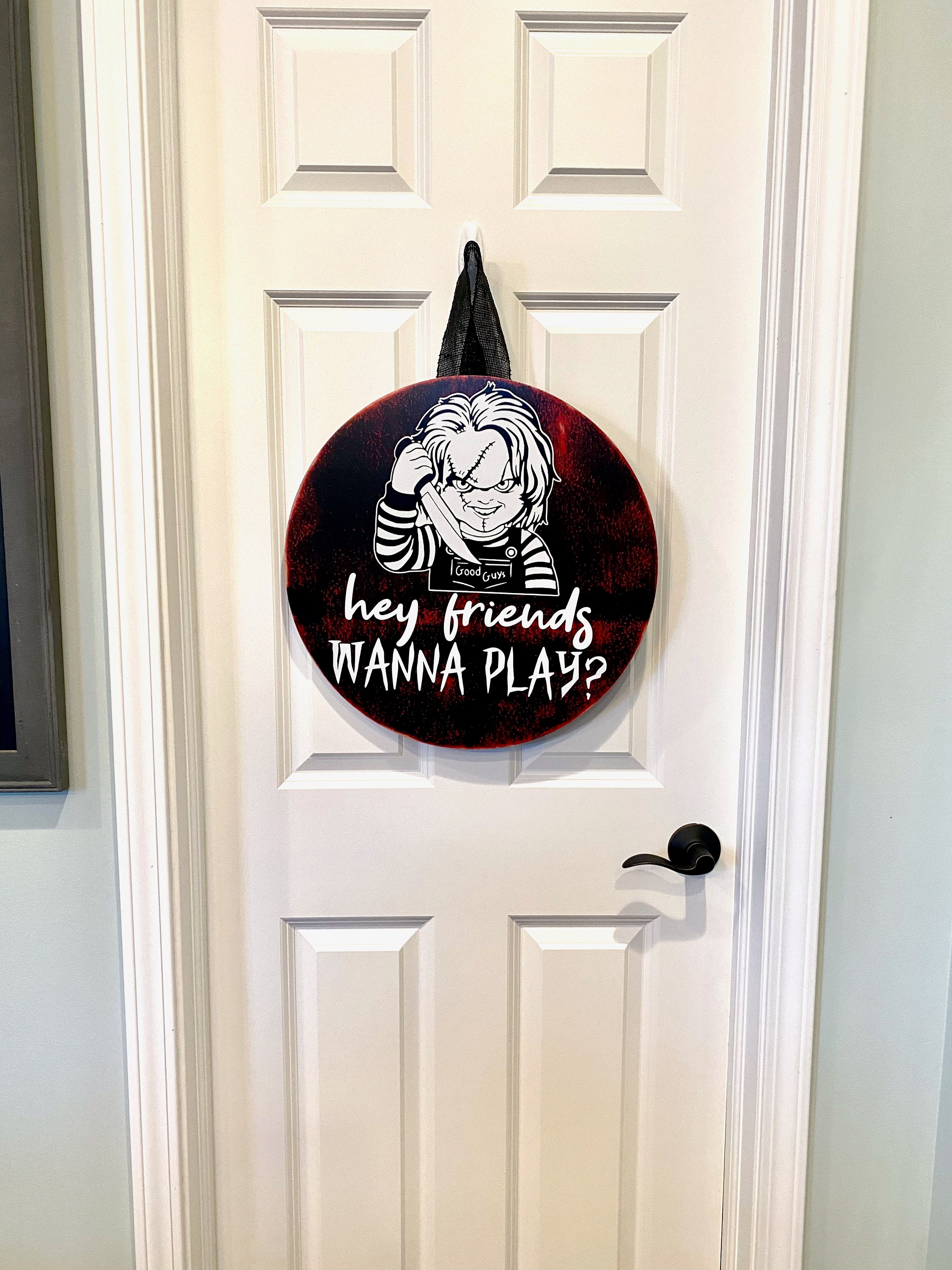 Chucky Door Hanger: Halloween Welcome Sign, Horror Movie Decor - Etsy