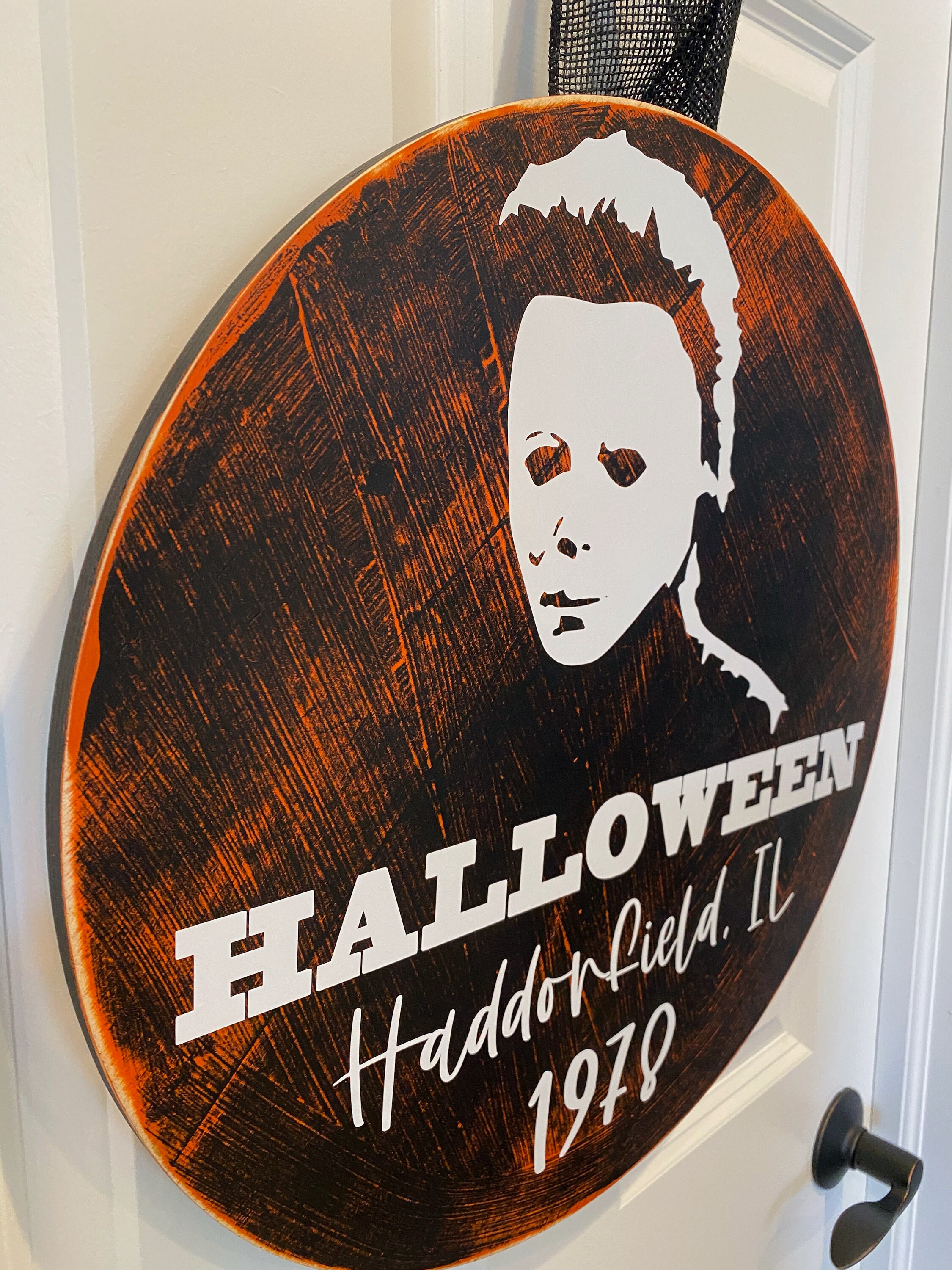 Michael Myers Halloween Door Hanger: the Boogeyman Welcome Sign - Etsy