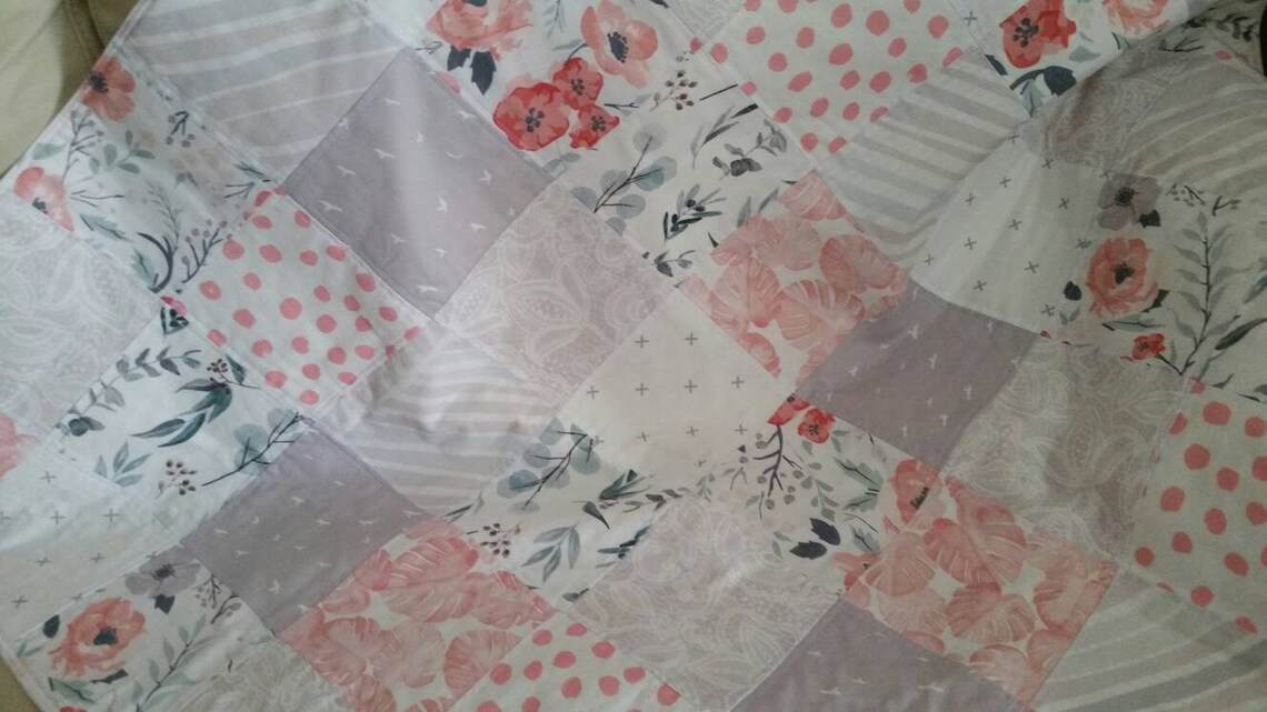 Floral Pink Quilt Baby Girl Quilt Pink Gray Quilt Floral - Etsy