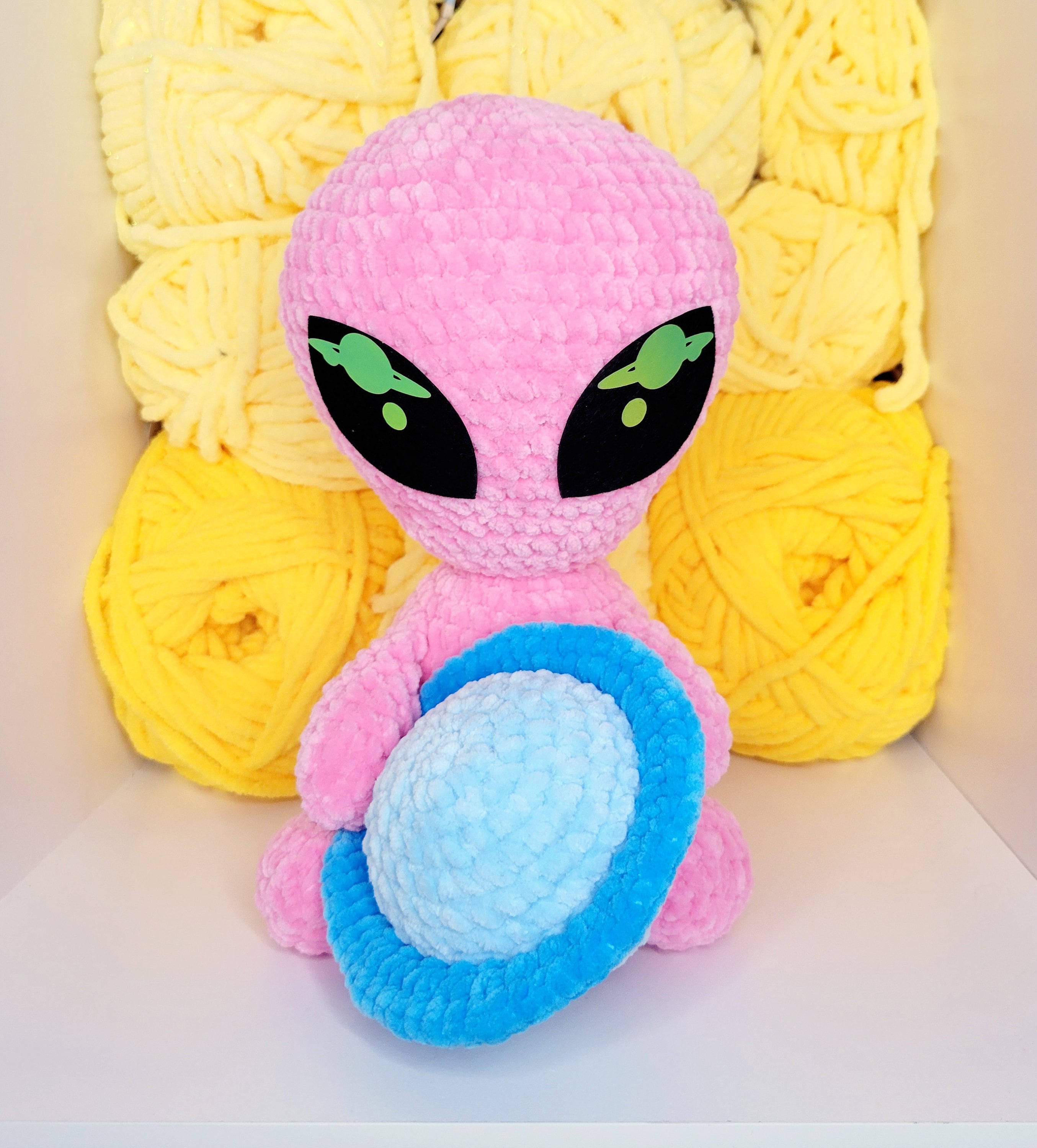 Cosmo the Alien Crochet Pattern - Etsy