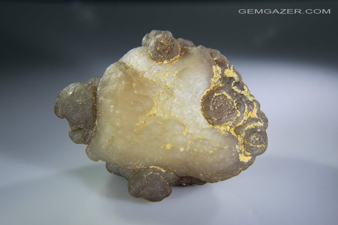 Gobi Desert Agate Pebble, "panda"-type, Mongolia. 38.88 Grams (video ...